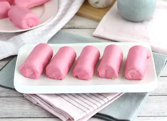 Pantera Rosa caseras, mini brazos de gitano de fresa