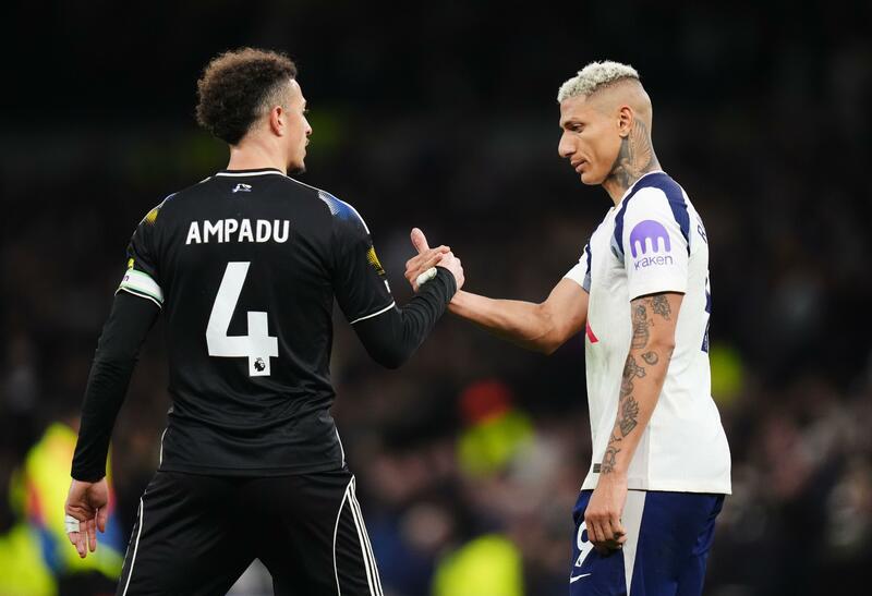 Tottenham two points above relegation zone after draw with Leeds