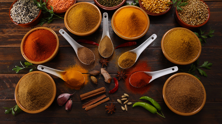15 herbs and spices you need for cooking Middle Eastern food