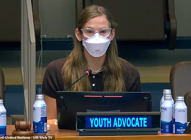 Jennifer Garner's daughter Violet makes rare move of pulling off her ...