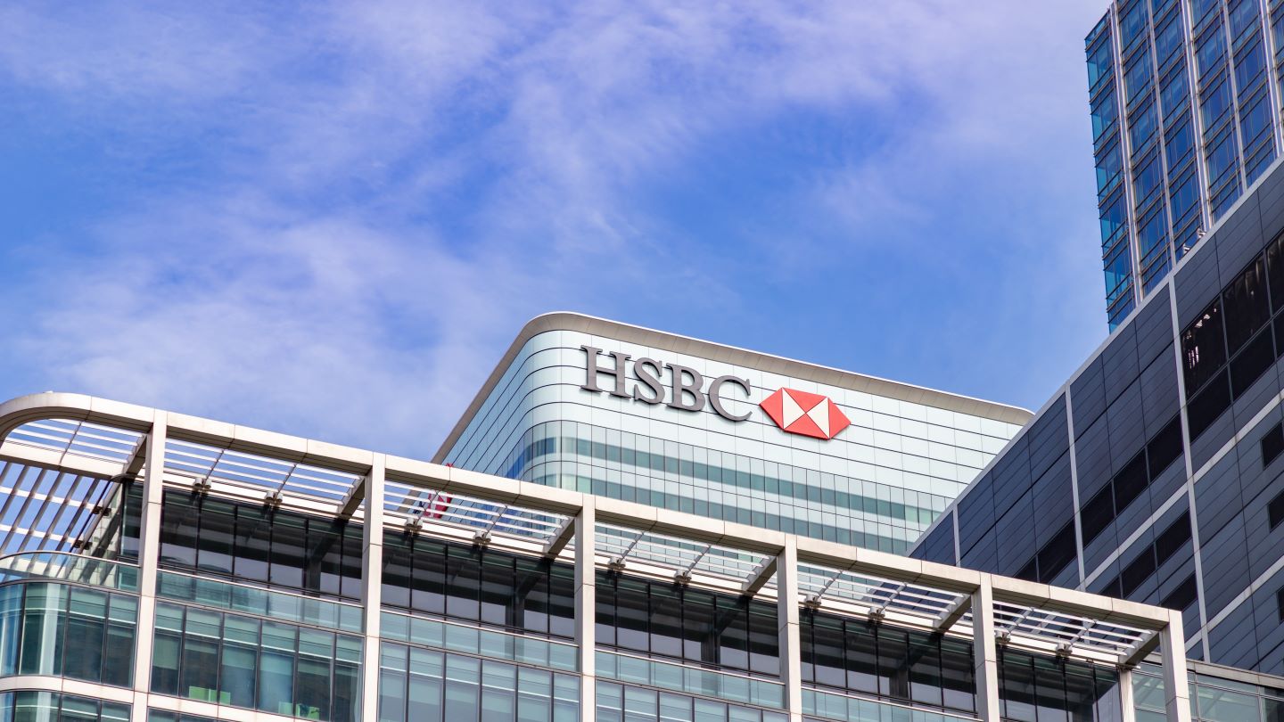 HSBC reviews $400m fraud-related provision