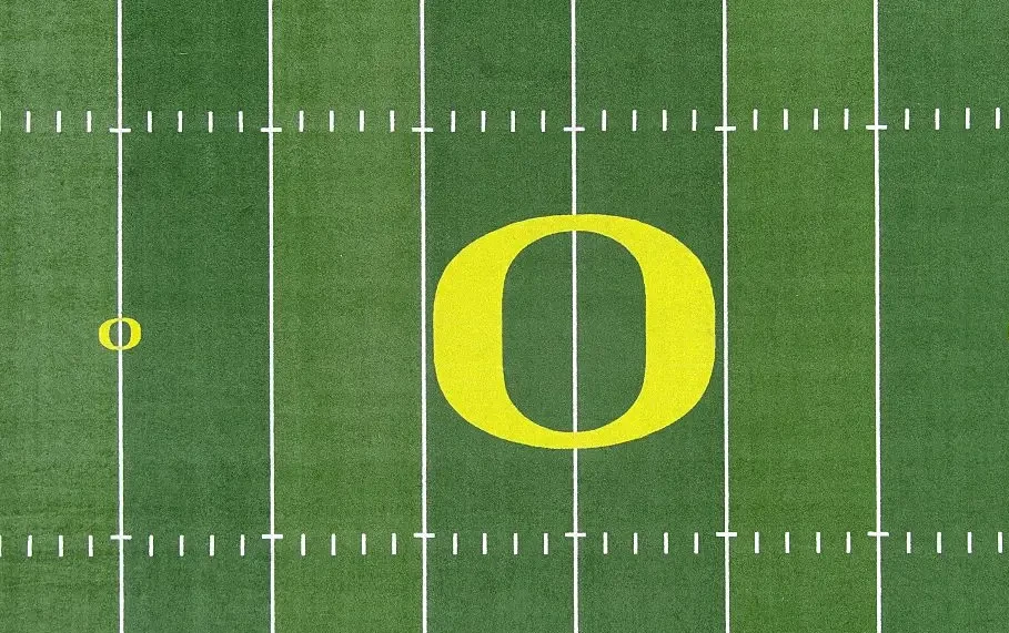 Four-star OT Cameron Wagner commits to Oregon over top programs