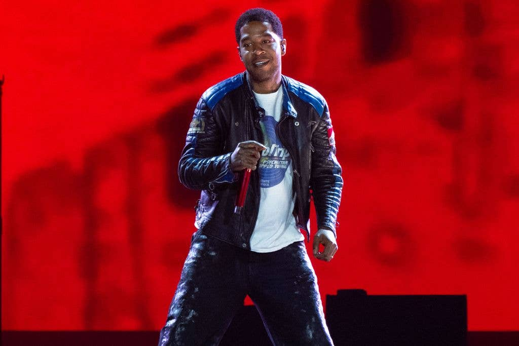 Blue dot fever: Why major US stars are abruptly canceling concerts