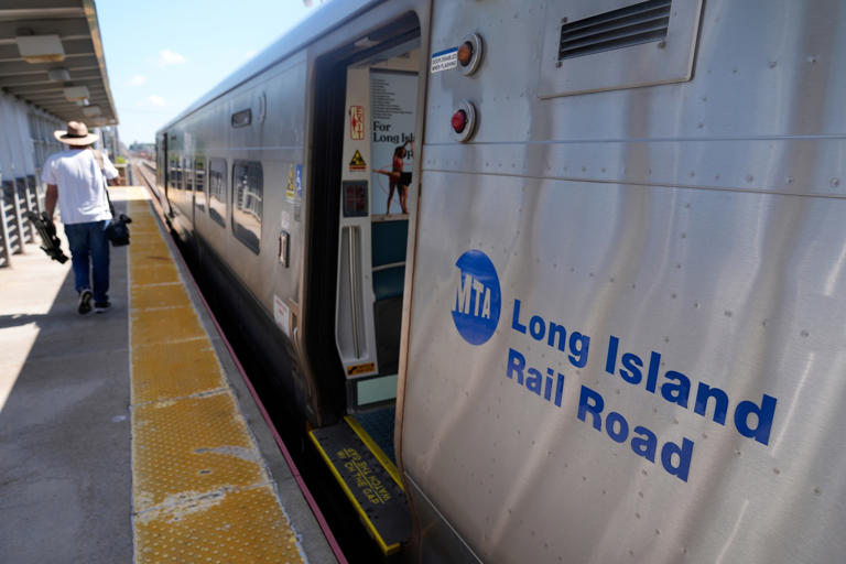 Long Island Rail Road workers could strike on Saturday if a deal isn't ...