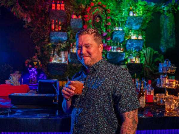 Houston bar owner speaks out about surprise arrest for health code ...