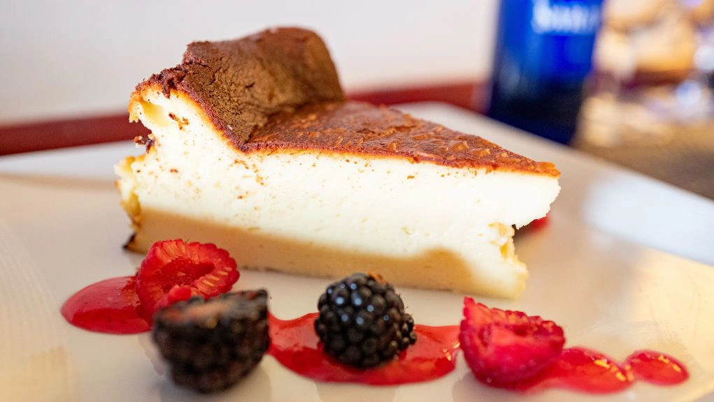 Raspberry cheesecake dreams made easy at home