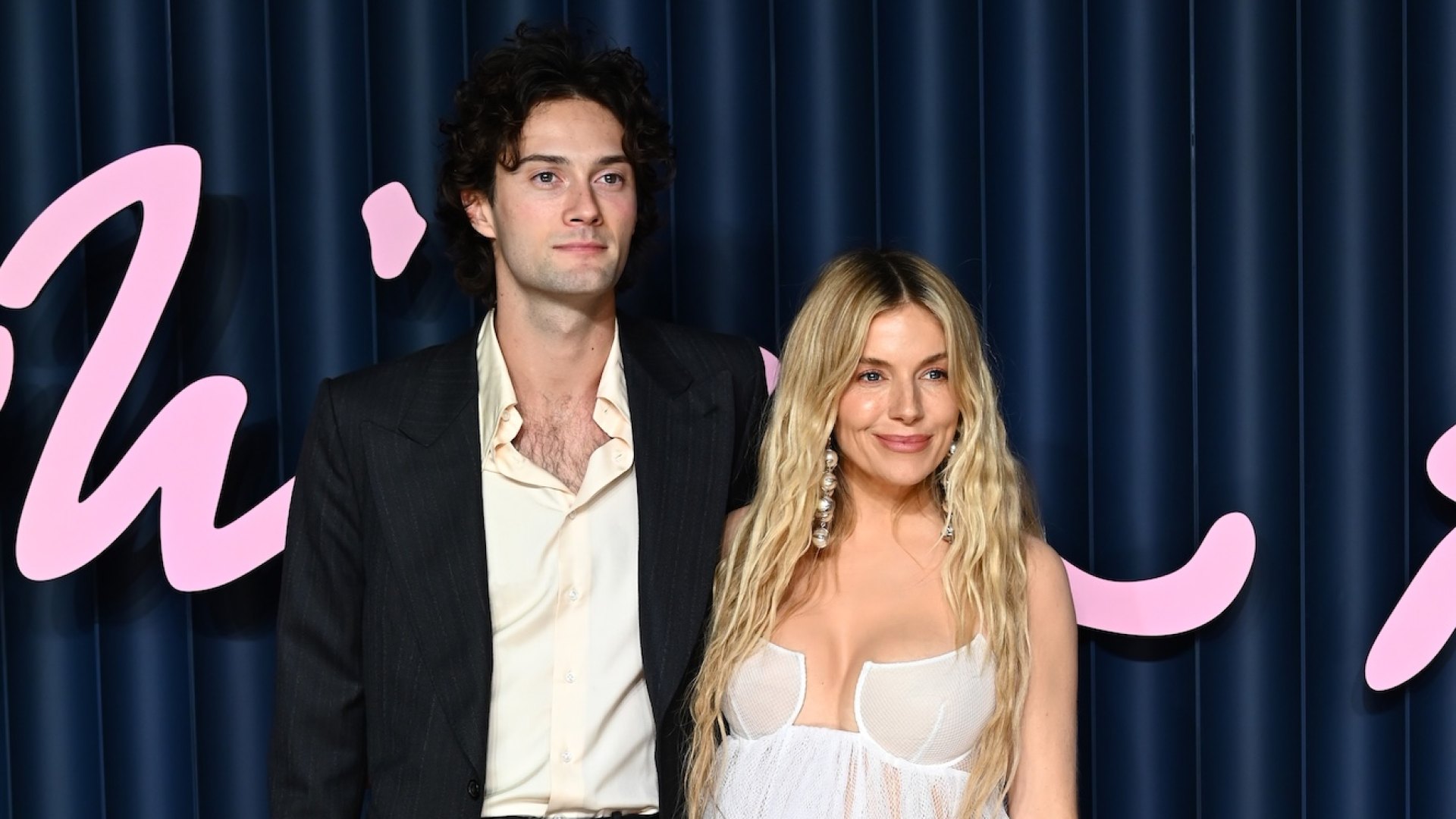 Sienna Miller gives birth to 3rd baby, her 2nd with BF Oli Green