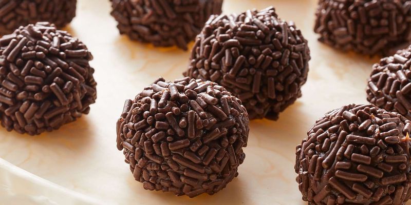 24 no-bake treats from around the world that are easy to make