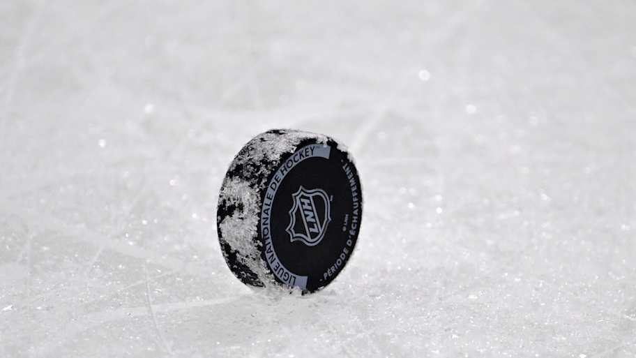 2026 NHL mock draft has LA Kings picking Elton Hermansson