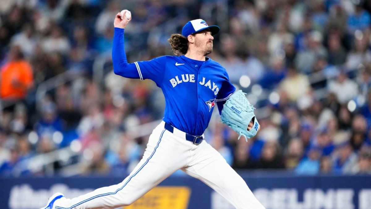 MLB: Blue Jays legend! Kevin Gausman gets standing ovation after ...