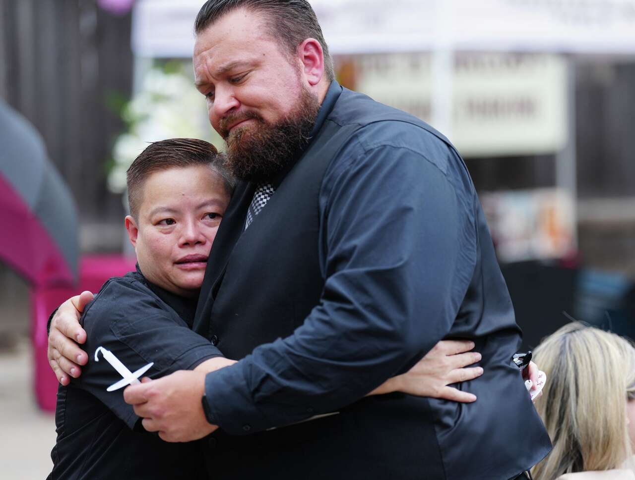 Traveler's Cart holds vigil for Mitchell family after suspected murder ...