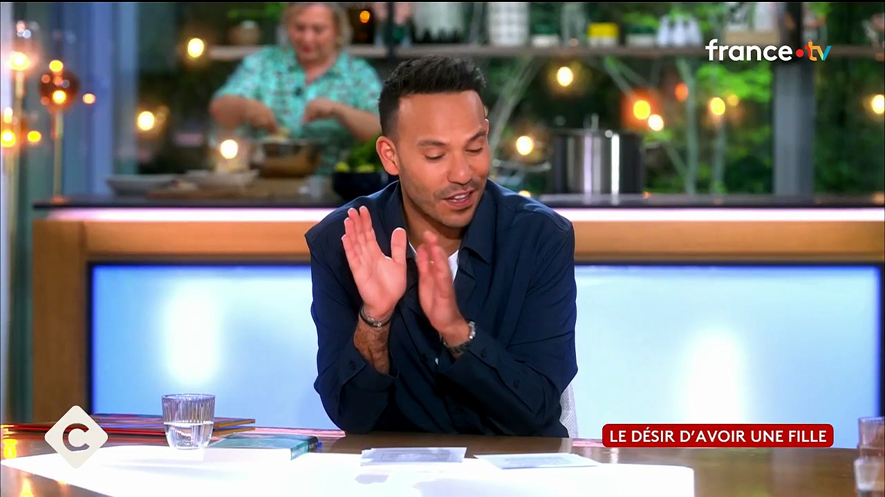 Lio évoque l'éducation de ses six enfants, sur le plateau de « C à vous