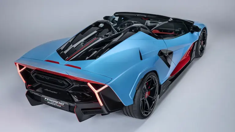 Lamborghini unveils its 1-of-15 Fenomeno Roadster, a 1,065HP beast that ...