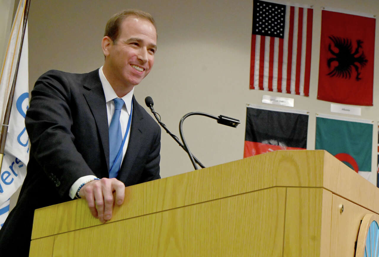 Ex-Hartford mayor Luke Bronin stuns Rep. John Larson, wins Dem ...