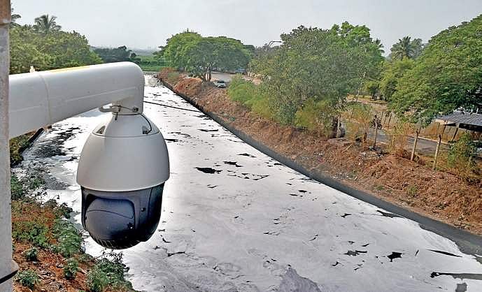 900 CCTV cameras installed around lakes in Hyderabad
