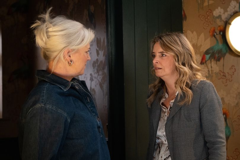 Emmerdale spoilers as Dawn's left unconscious, Robert and Aaron chase a ...
