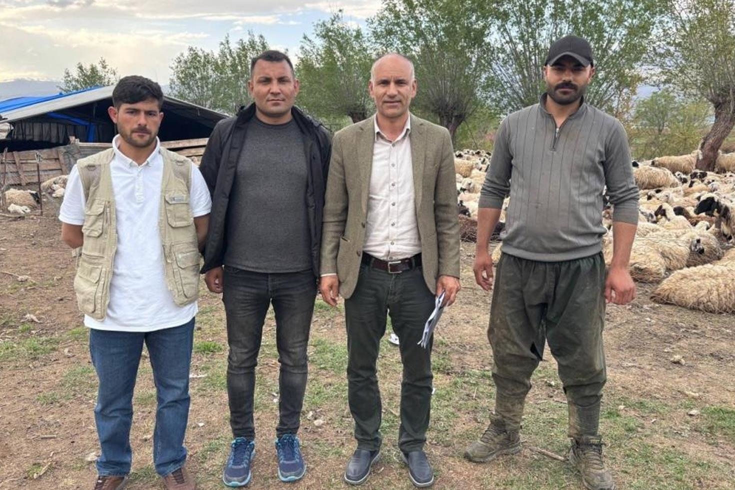 150 bin isteniyordu, asgari ücretle göreve başladılar