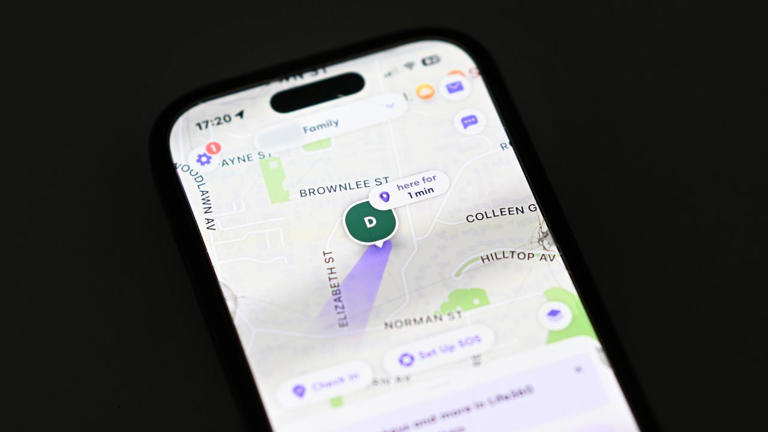 Glitch slowed user growth at location-sharing company