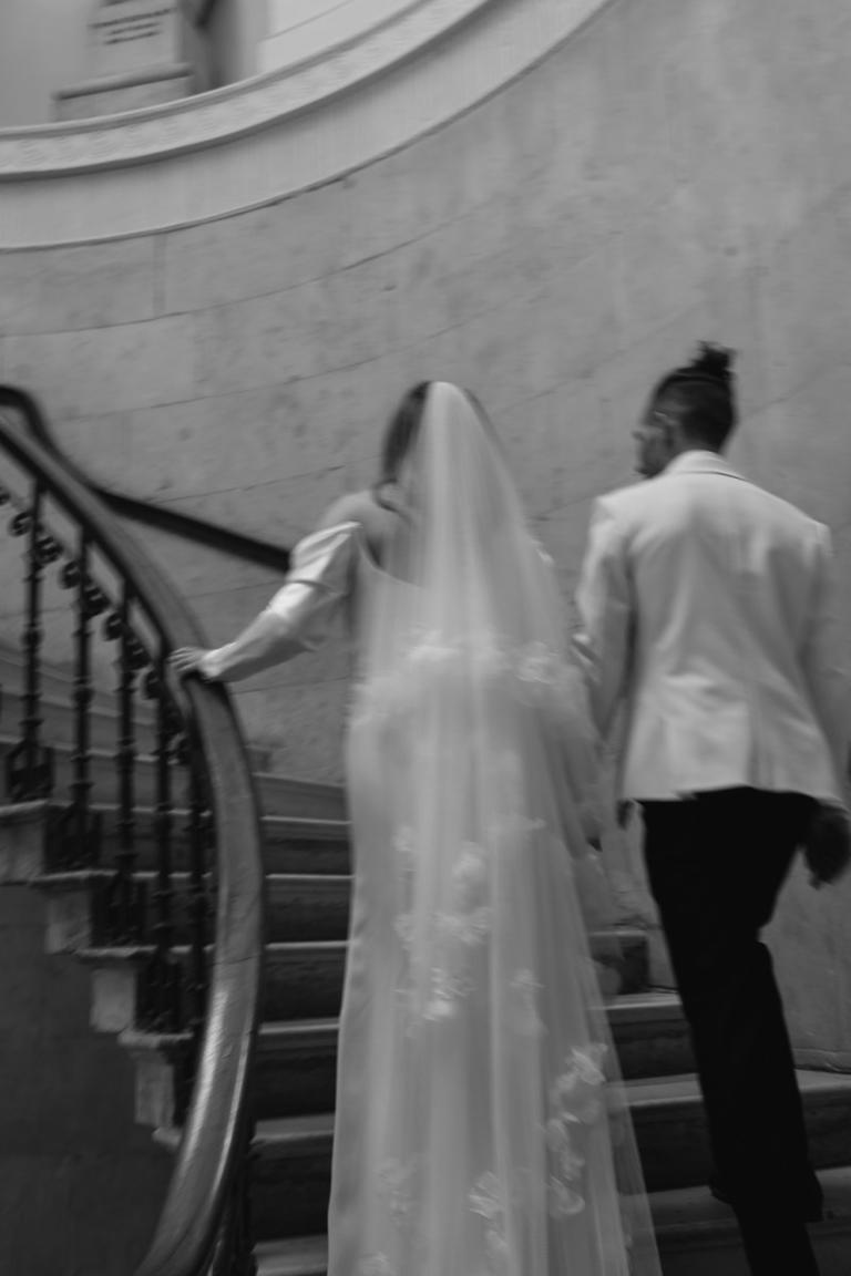 Effortlessly chic: Anna & Tom's Dublin city wedding