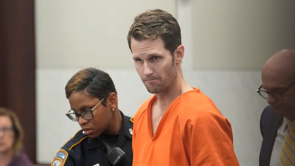 A Texas man accused of killing his pregnant wife fled to Italy weeks ...