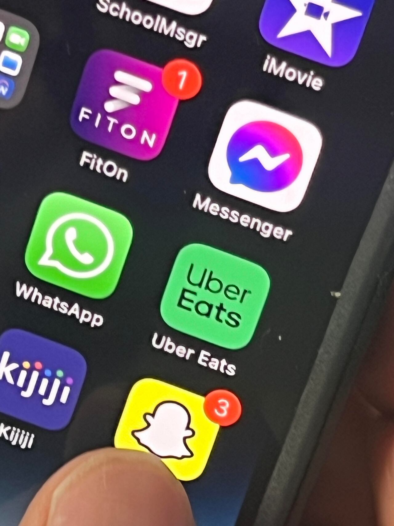 Ohio man charged after Manitoba girl, 10, lured on Snapchat