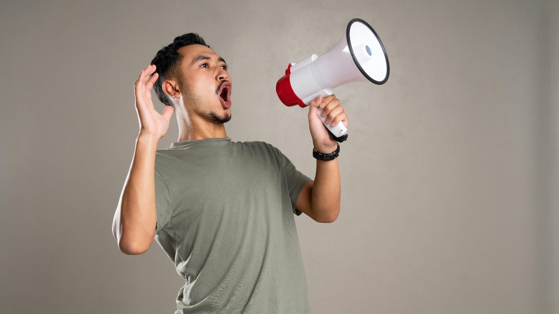 20 things people only hate because they remind them of themselves