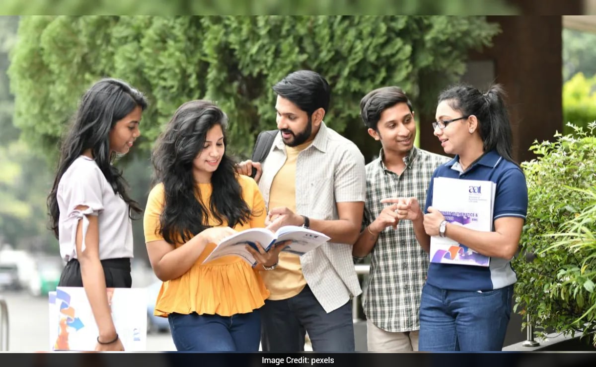 Haryana HPSC post graduate teacher computer science exam admit card out ...