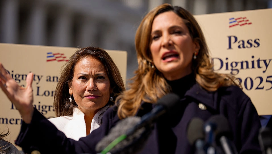 Bipartisan immigration bill faces sharp GOP backlash