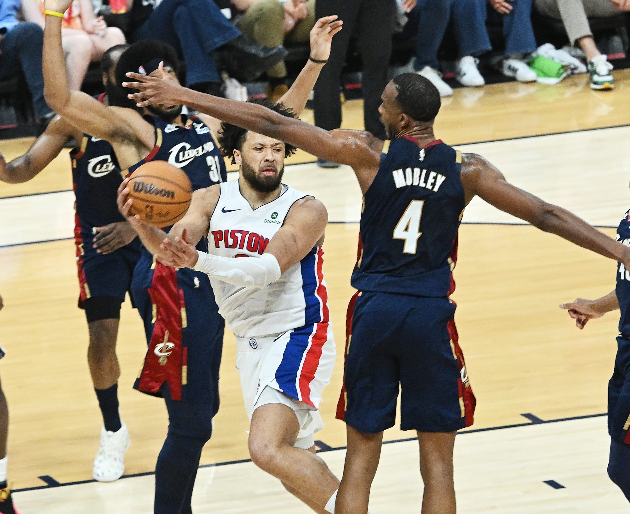Pistons lose Game 4 after Cavs' dominant second-half performance: Recap