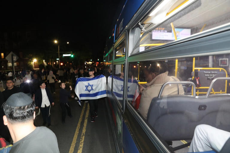 At least 3 arrested after anti-Israel mob clashes with counter ...
