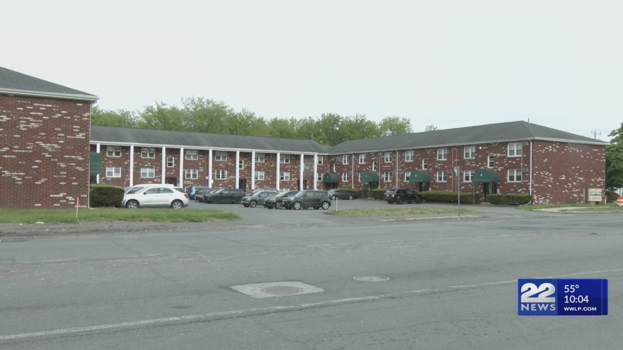West Springfield man injured in apartment fire involving home oxygen