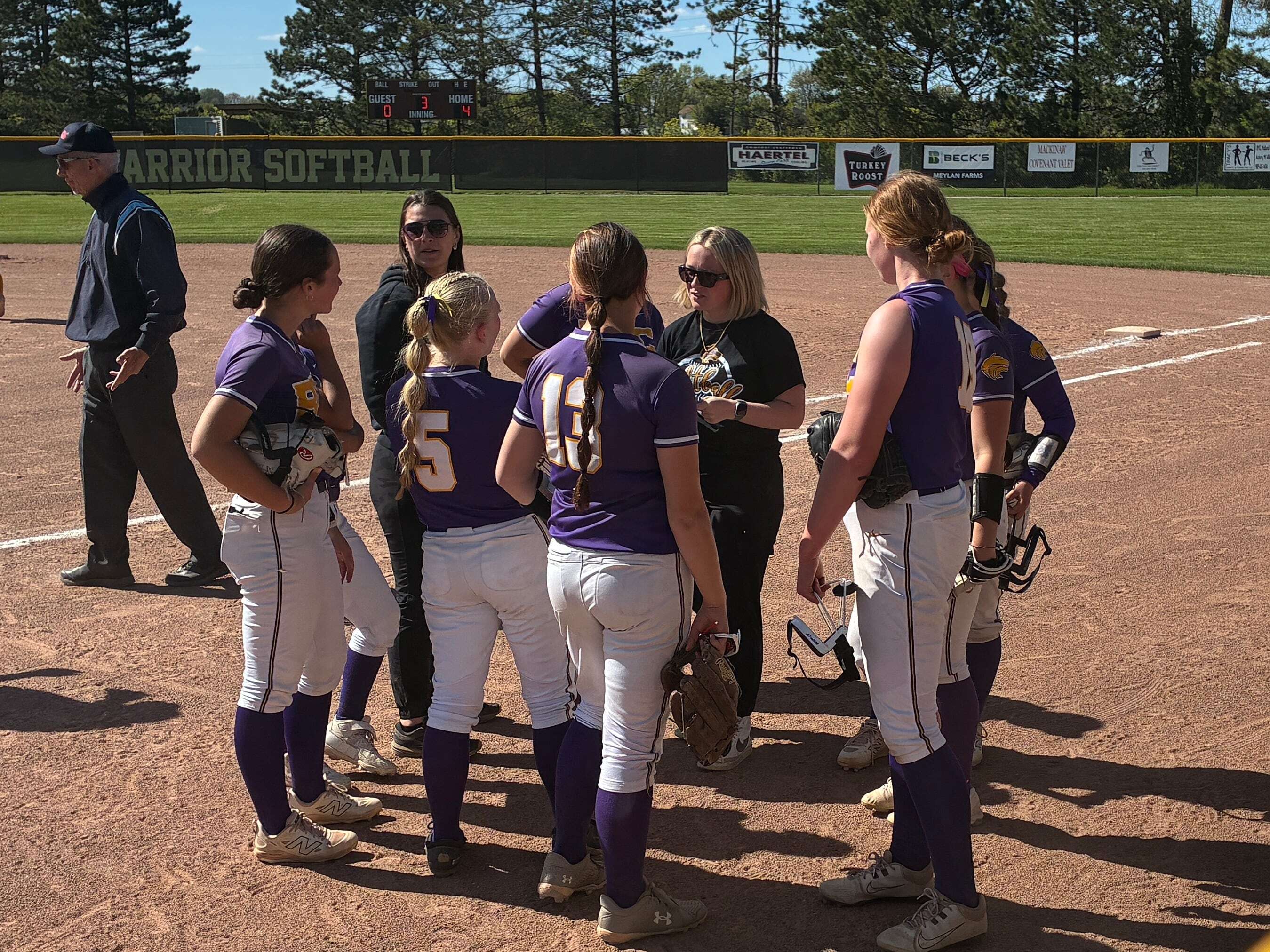 Bay City Western dances with delight even before game-ending grand slam