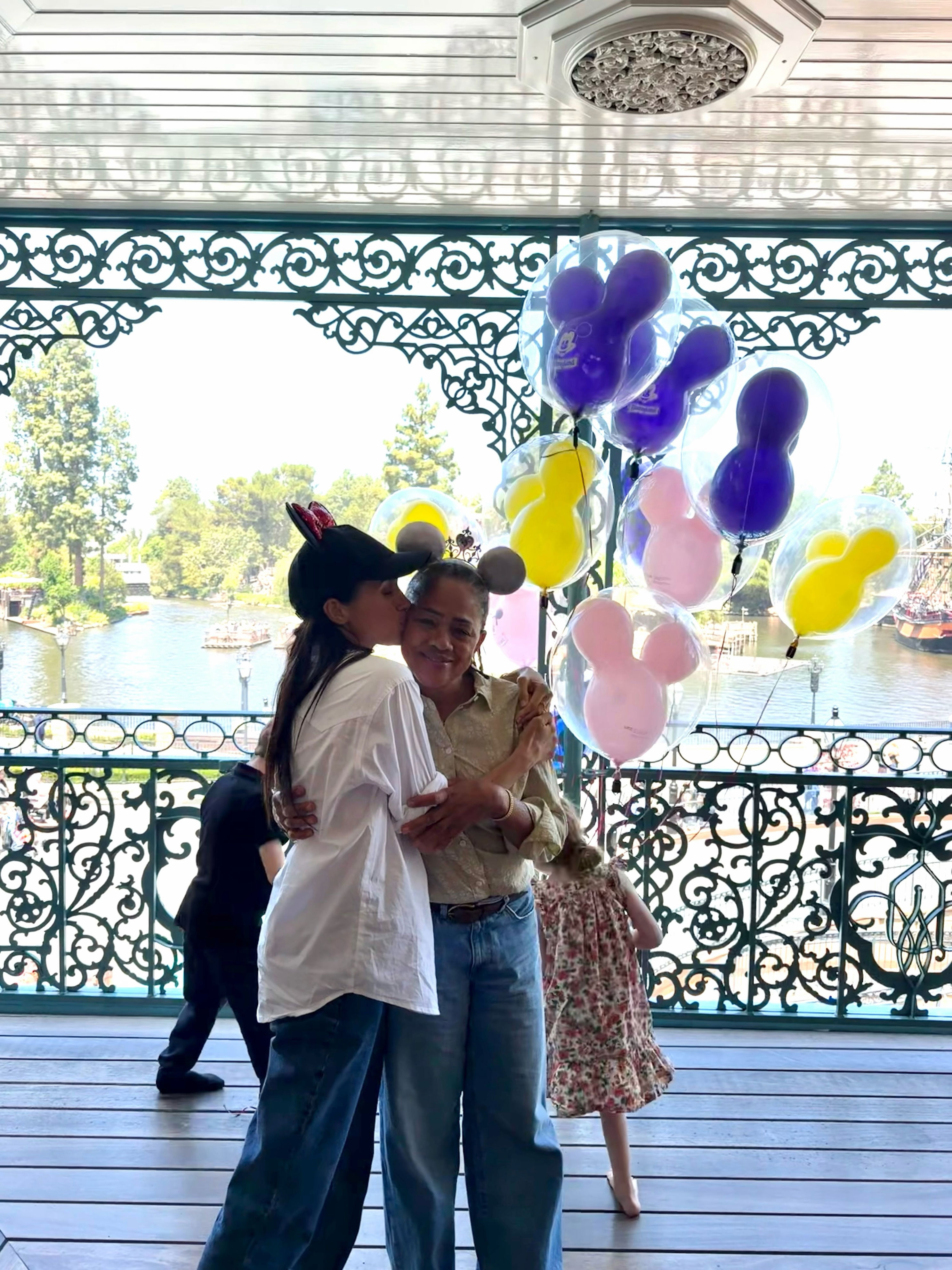 Meghan Markle shares sweet snaps from a Disneyland family celebration ...