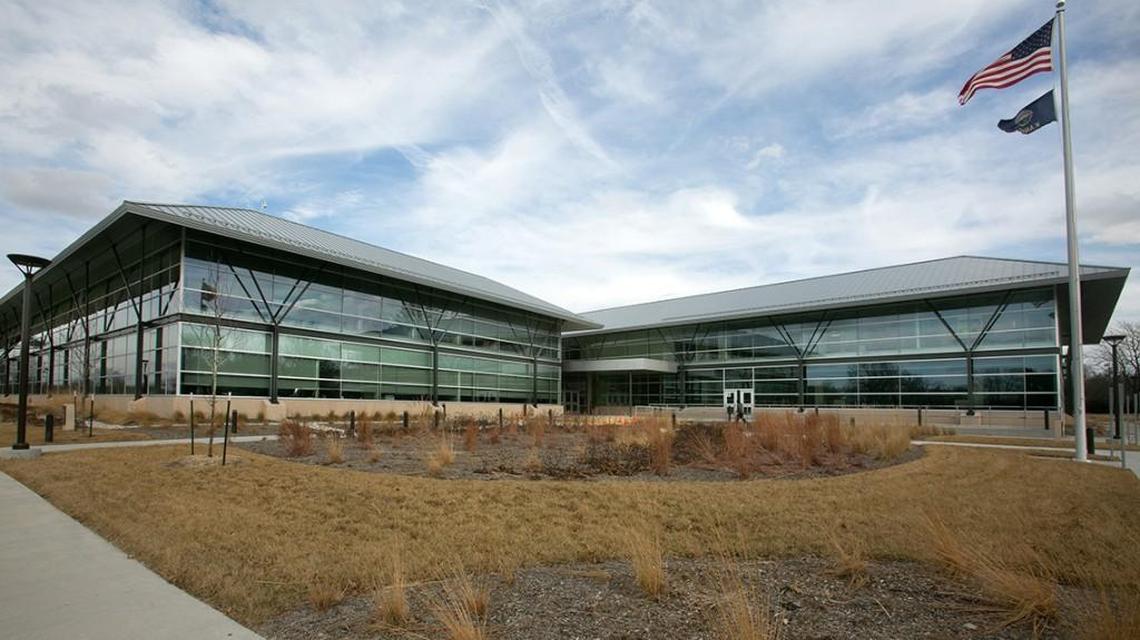 Shawnee Mission refuses to sign federal agreement, change rules for ...