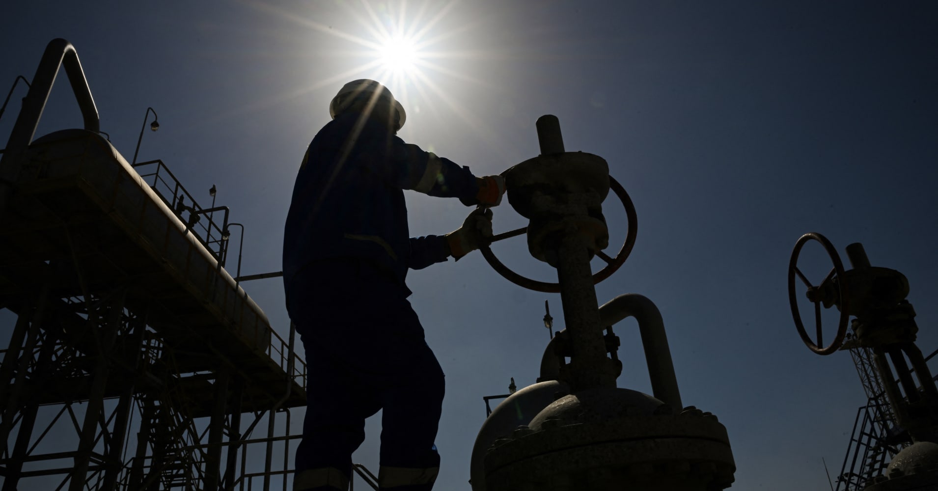 Behind Big Oil’s first-quarter beat: The quiet rise of trading desks