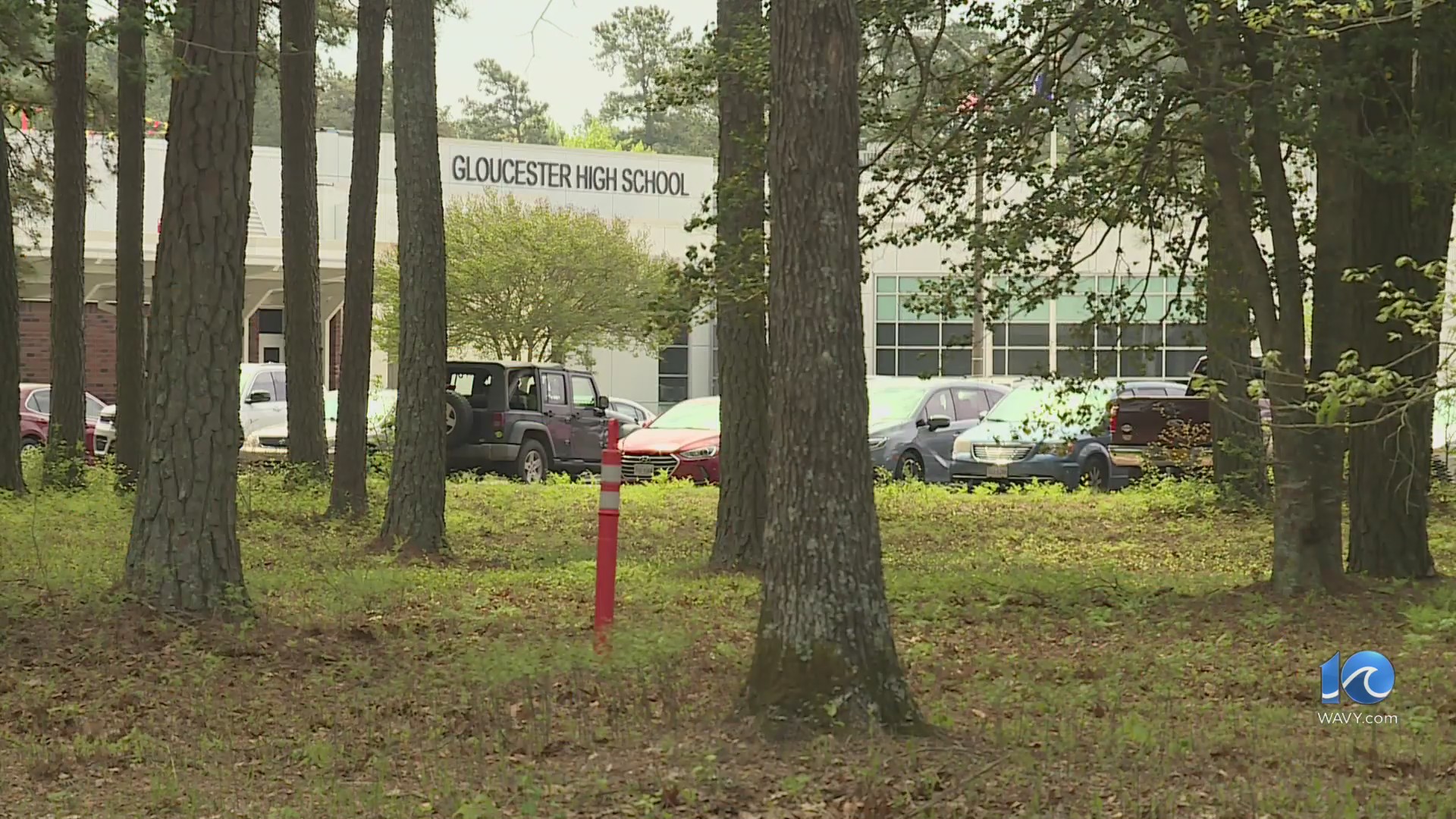 Man accused of jewelry store larceny in Gloucester