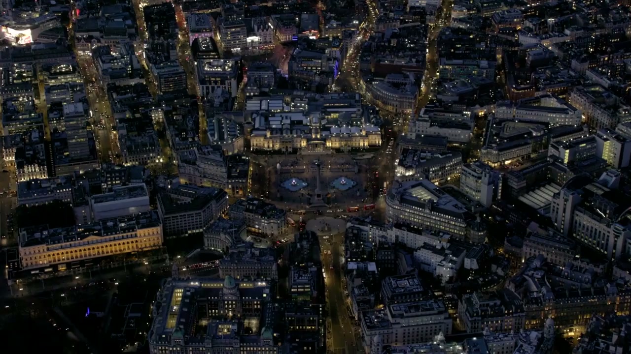 Trafalgar Square, London: Drone tour of iconic landmark