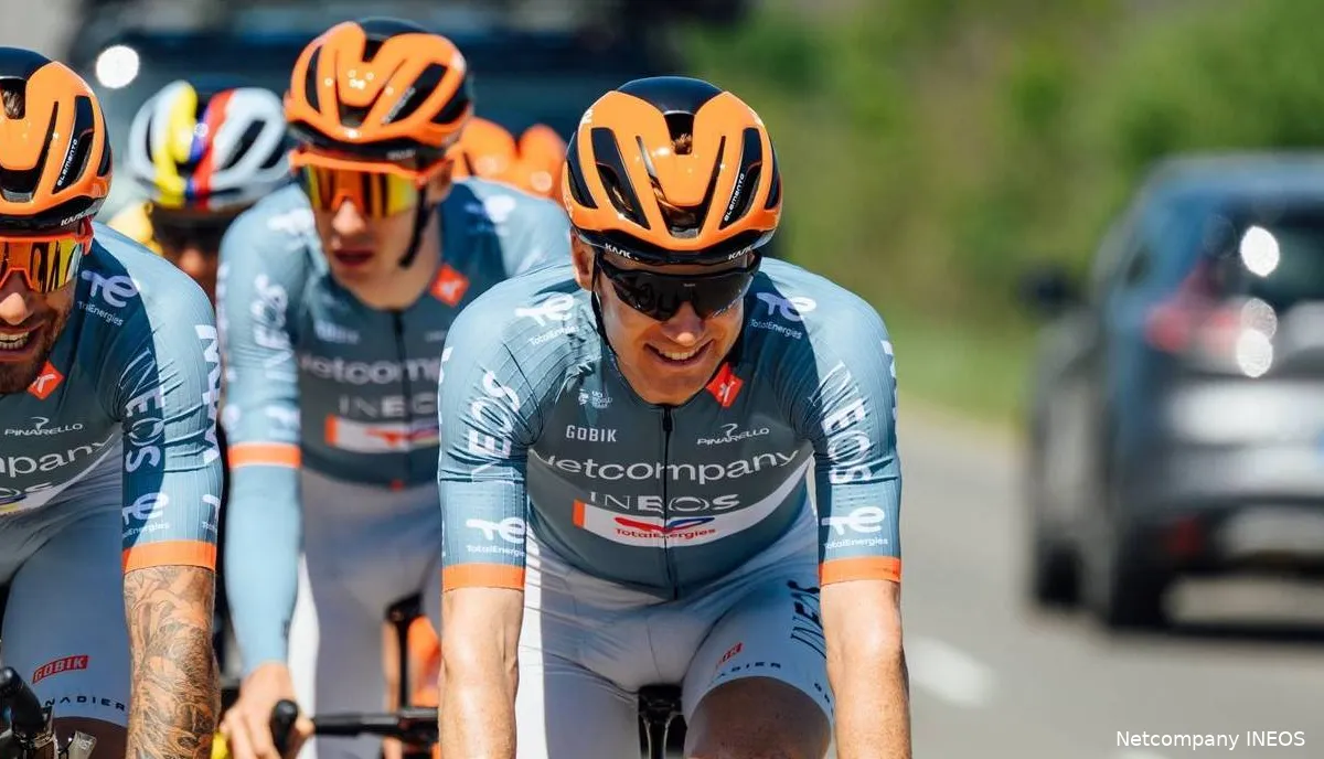 Nieuwste vlogger in Giro-peloton heet... Jack Haig: 'Naar MediaMarkt ...