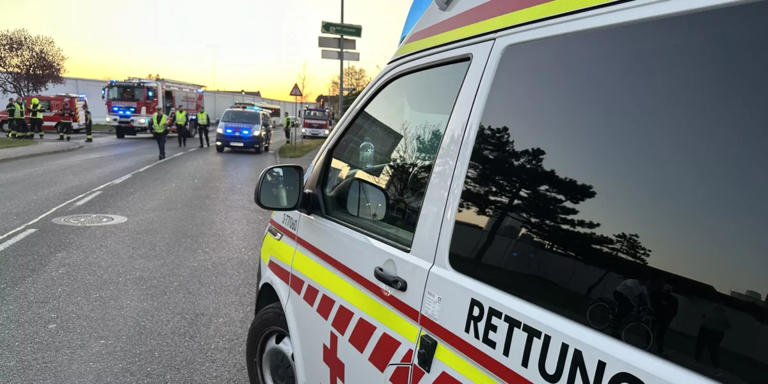 21-Jähriger gegen Carport gecrasht und unbestimmten Grades verletzt