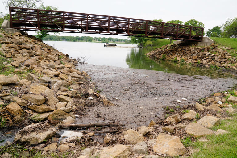 Shawnee Lake cove advisory lifted as E coli levels fall