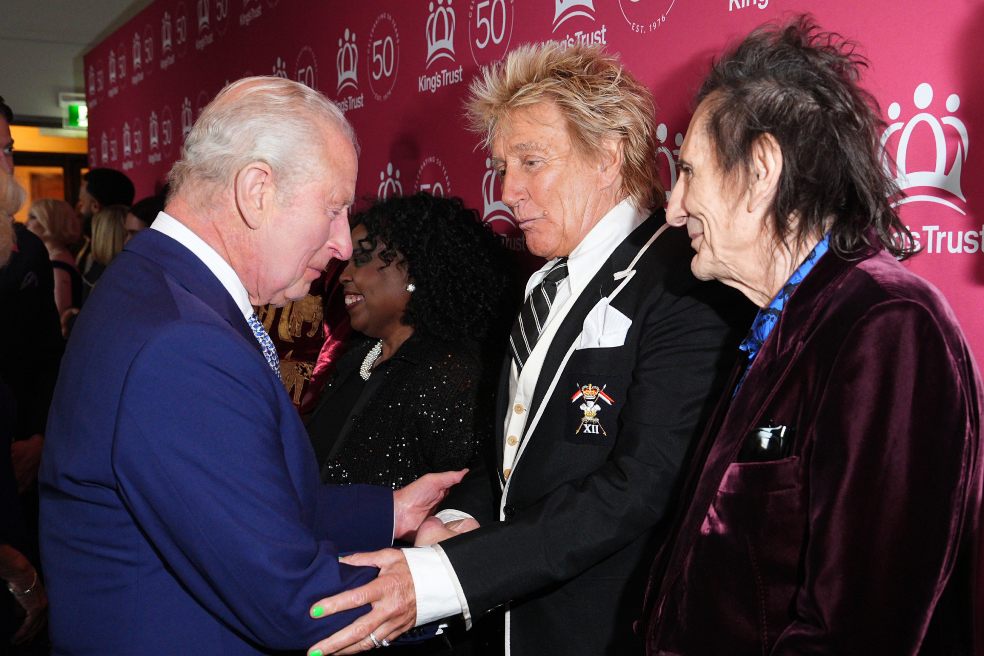 Rod Stewart remark to King Charles goes viral: 'You put that rat bag in ...
