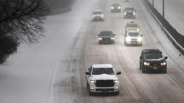 Winter storm warning issued as 13 inches of snow & 65 mph gusts ...