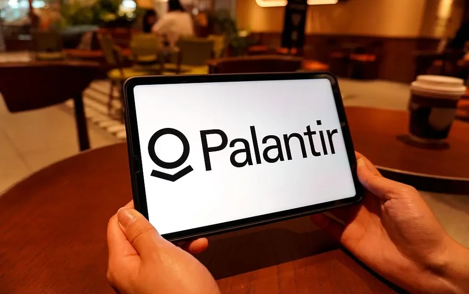 Palantir's record growth fails to lift high-priced stock