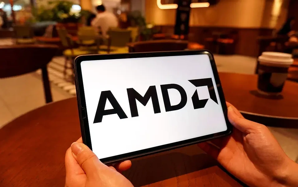 AMD hits 52-week high as AI CPU demand surges