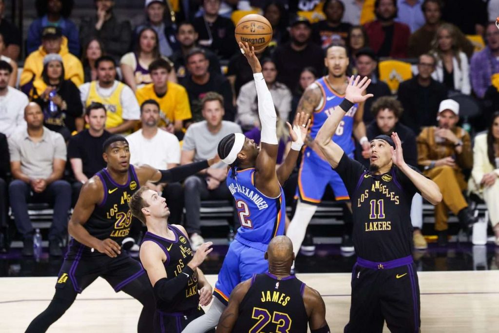 Oklahoma City jatkoi puhtaalla pelillä – Lakers ulos
