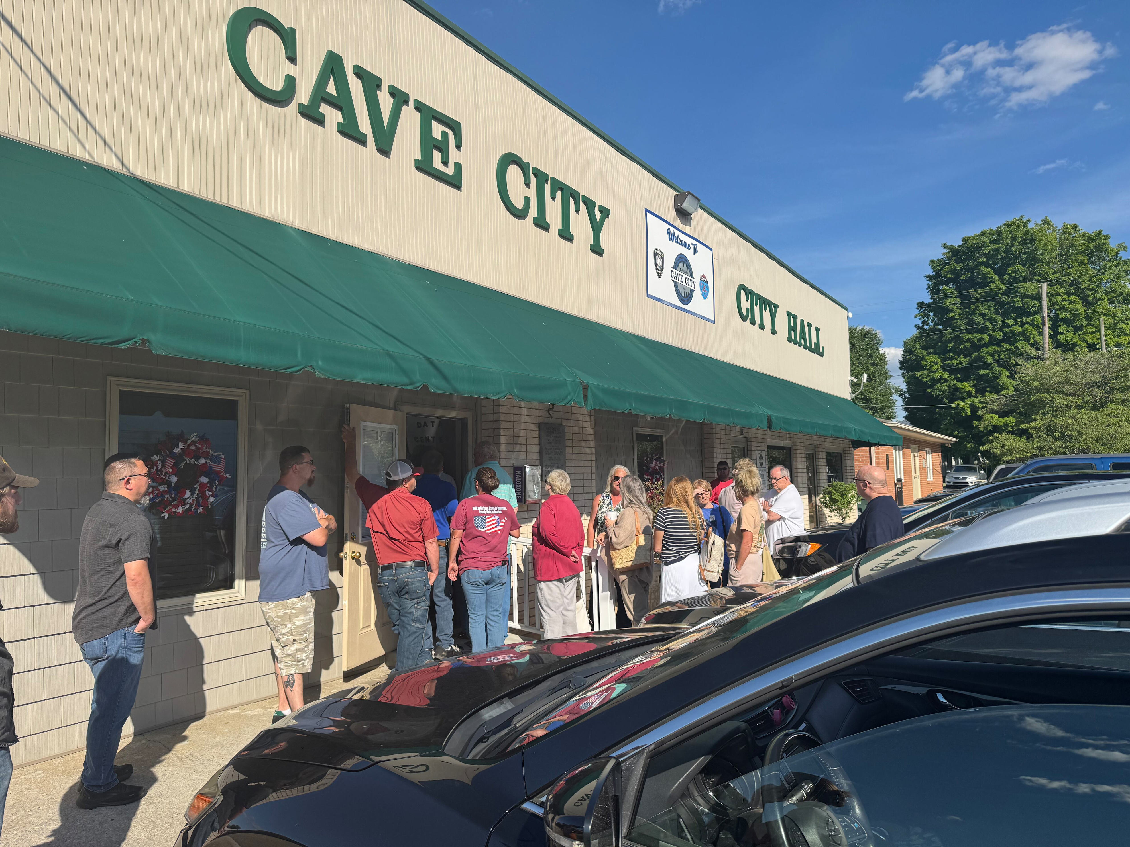 Cave City council agrees to delaying discussion of data center zoning ...