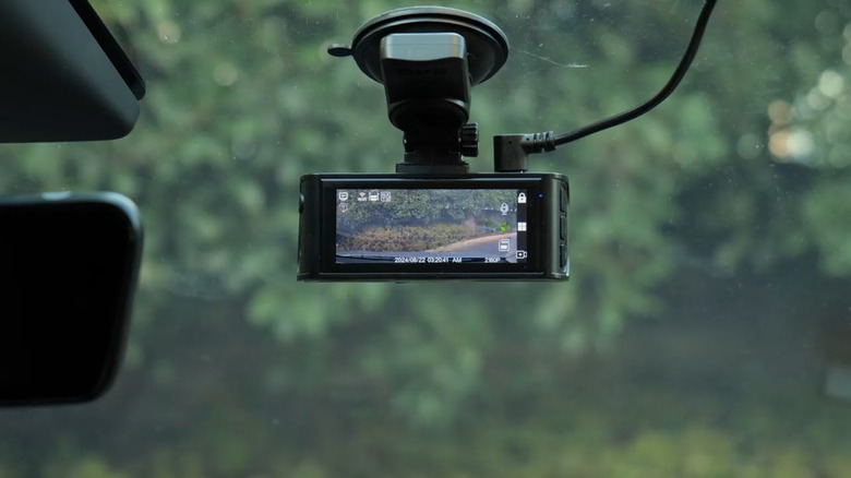 4 useful car safety gadgets drivers may want to keep in their vehicle