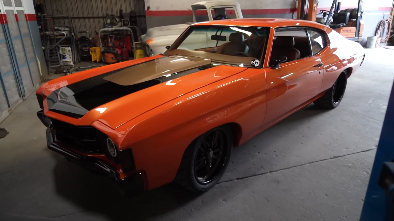 Clean looking orange 1971 Chevelle built for the shows