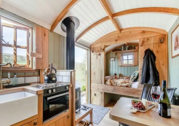 Luxury UK construction company crashes into liquidation - 40 shepherd ...