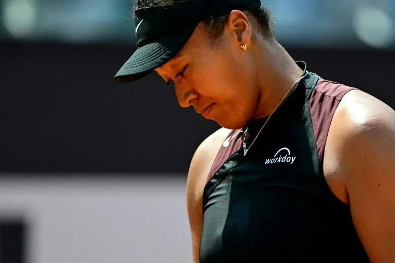 Naomi Osaka: zero vittorie in 8 match su terra contro le top 10